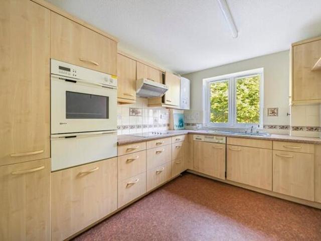 For Sale 2 Bedroom Shared Living/roommate Sutton Coldfield Birmingham DS99926451