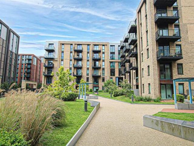 For Sale 2 Bedroom Shared Living/roommate Salford Salford DLS100503461