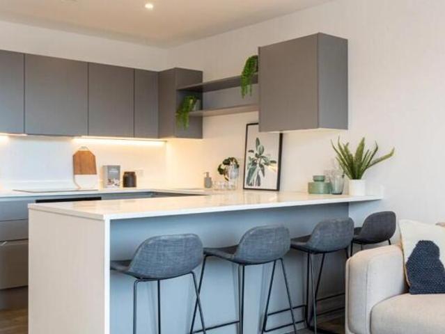 For Sale 2 Bedroom Shared Living/roommate Salford Salford DLS100786701