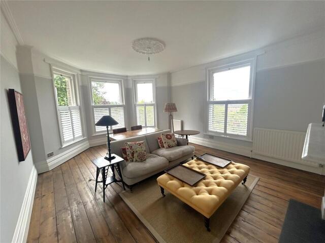 For Sale 2 Bedroom Shared Living/roommate Salisbury Wiltshire DS100366222