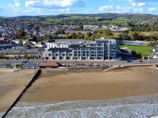 For Sale 2 Bedroom Shared Living/roommate Sandown Isle Of Wight DS100158520