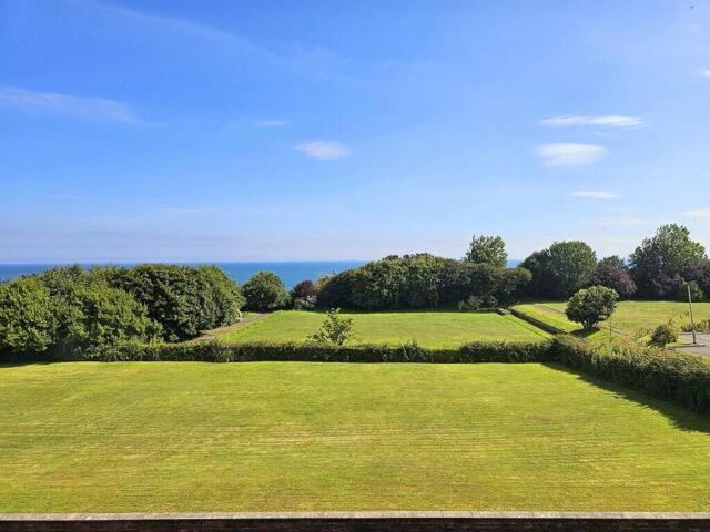 For Sale 2 Bedroom Shared Living/roommate Scarborough North Yorkshire DLS99380743