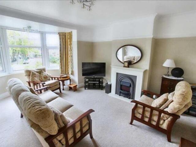For Sale 2 Bedroom Shared Living/roommate Scarborough North Yorkshire DS100263234