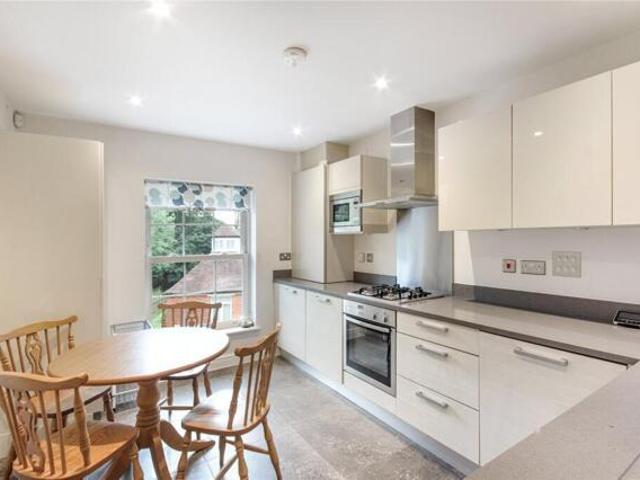 For Sale 2 Bedroom Shared Living/roommate Sevenoaks Kent DS101677655