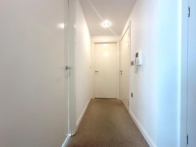 For Sale 2 Bedroom Shared Living/roommate Sheffield Sheffield DS99735950