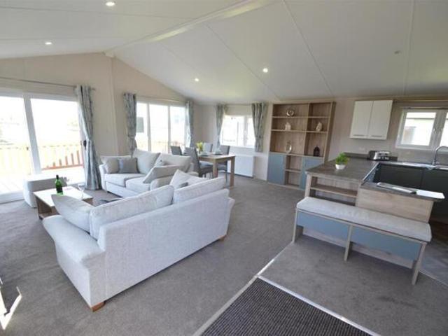 For Sale 2 Bedroom Shared Living/roommate Shropshire Shropshire DLS100456730