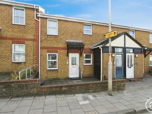 For Sale 2 Bedroom Shared Living/roommate Sittingbourne Kent DLS100541001