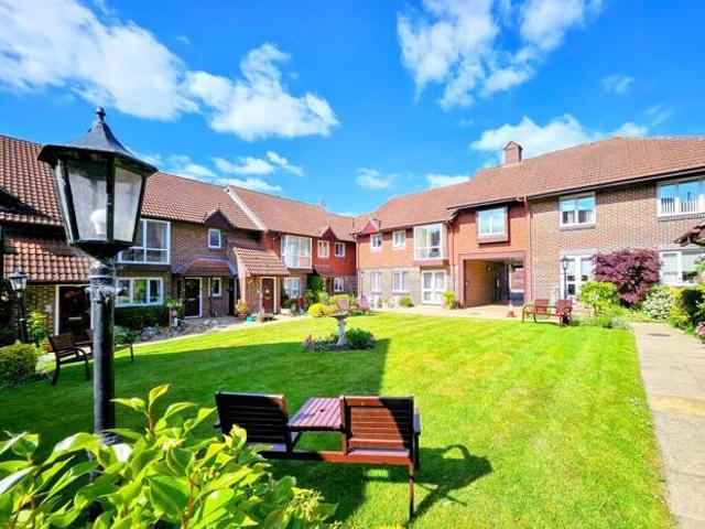 For Sale 2 Bedroom Shared Living/roommate Southampton Hampshire DLS100502893