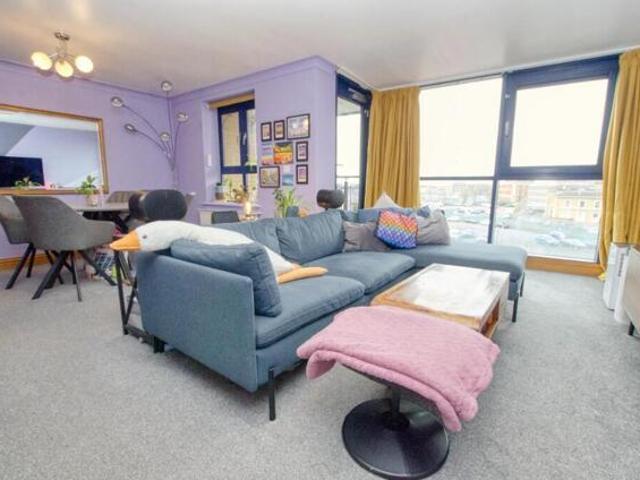 For Sale 2 Bedroom Shared Living/roommate Southampton Southampton DLS100366487