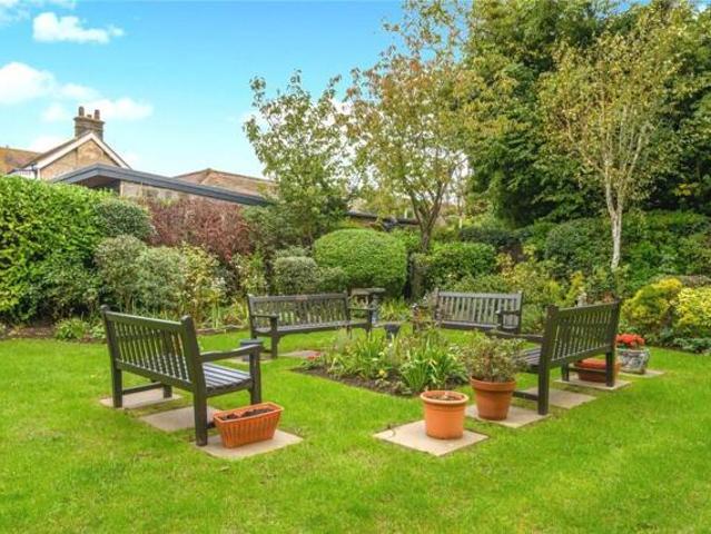For Sale 2 Bedroom Shared Living/roommate Southend On Sea Southend On Sea DS98864622