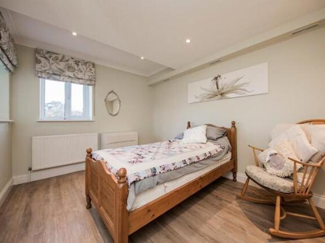 For Sale 2 Bedroom Shared Living/roommate Tunbridge Wells Kent DLS100685048