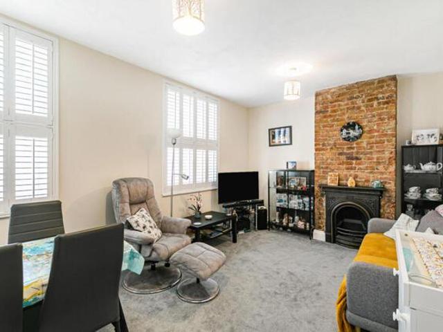 For Sale 2 Bedroom Shared Living/roommate Twickenham Greater London DLS98649101