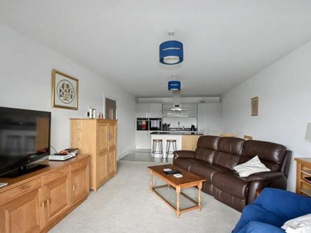 For Sale 2 Bedroom Shared Living/roommate Taunton Somerset DLS98834536