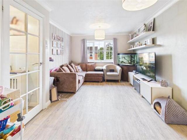 For Sale 2 Bedroom Shared Living/roommate Thatcham West Berkshire DS101379054