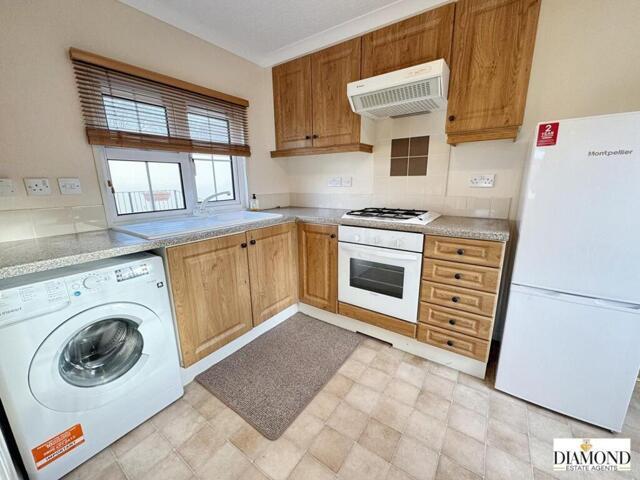 For Sale 2 Bedroom Shared Living/roommate Tiverton Devon DS99029133