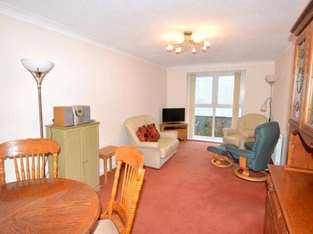 For Sale 2 Bedroom Shared Living/roommate Torbay Devon DLS101025890