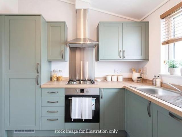 For Sale 2 Bedroom Shared Living/roommate Truro Cornwall DS100426146
