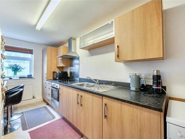 For Sale 2 Bedroom Shared Living/roommate Uxbridge Great London DS99277904