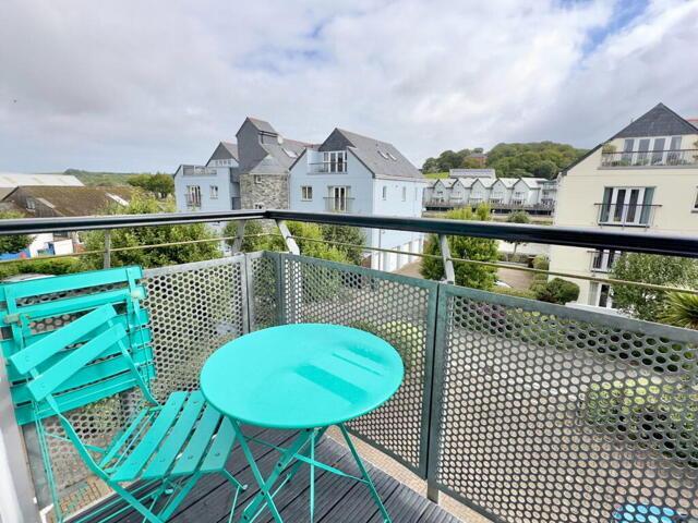 For Sale 2 Bedroom Shared Living/roommate Wadebridge Cornwall DLS99840449
