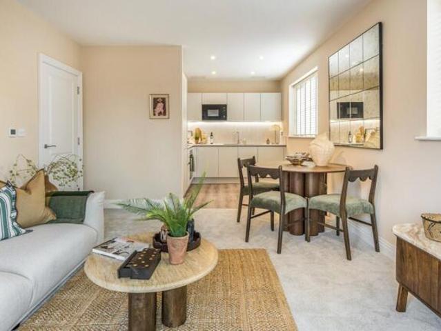 For Sale 2 Bedroom Shared Living/roommate Wallingford Oxfordshire DS101996040