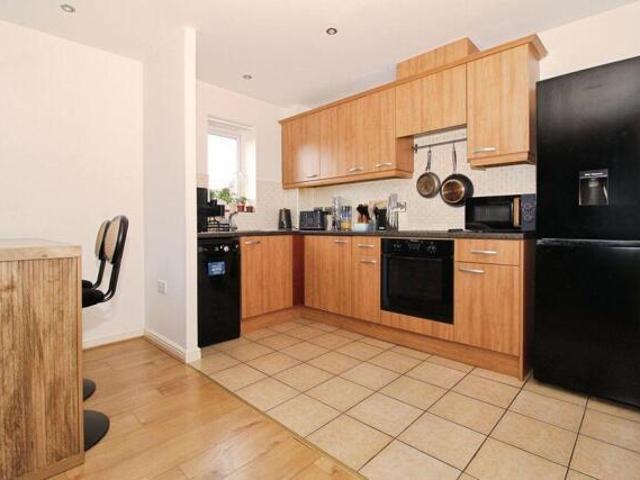 For Sale 2 Bedroom Shared Living/roommate Walsall Walsall DS101931906