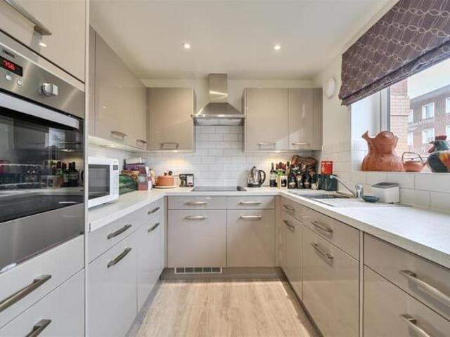 For Sale 2 Bedroom Shared Living/roommate Walsall West Midlands DLS101678433