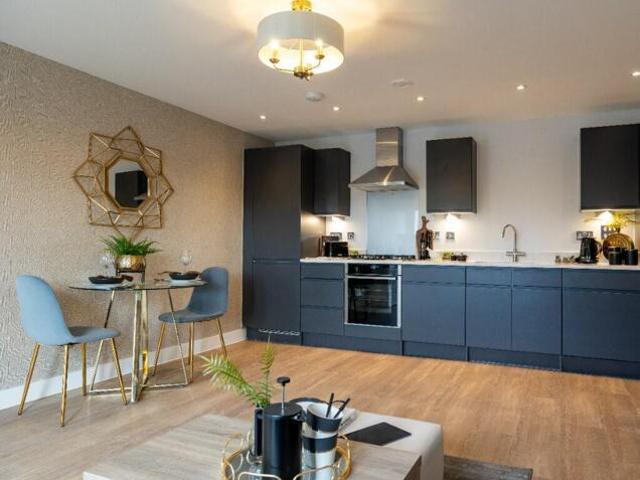 For Sale 2 Bedroom Shared Living/roommate Weston Super Mare North Somerset DLS98903445