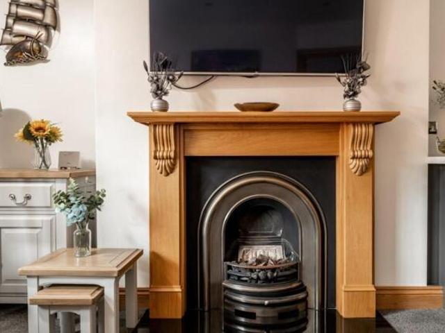For Sale 2 Bedroom Shared Living/roommate Whitby North Yorkshire DLS101797045