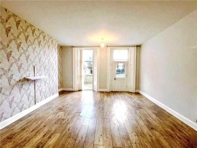 For Sale 2 Bedroom Shared Living/roommate Whitby North Yorkshire DLS99345215