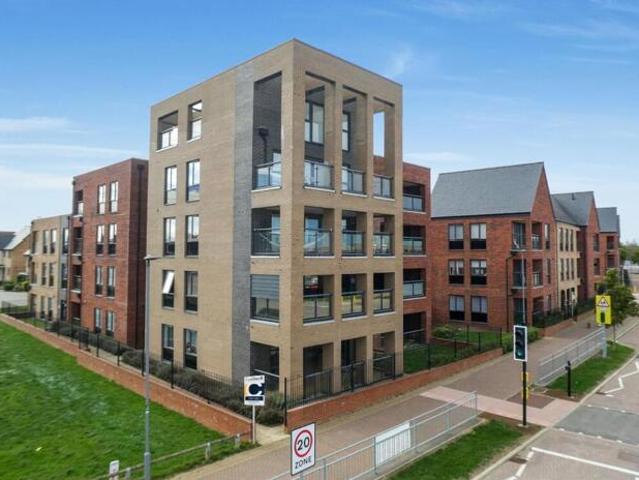 For Sale 2 Bedroom Shared Living/roommate Whitehouse Whitehouse DLS100540998