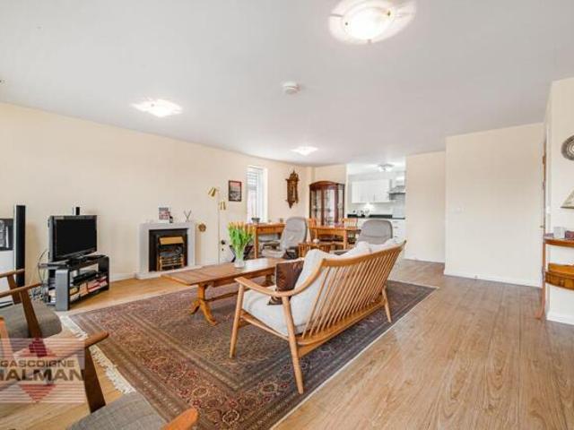 For Sale 2 Bedroom Shared Living/roommate Wilmslow Cheshire East DLS101676041