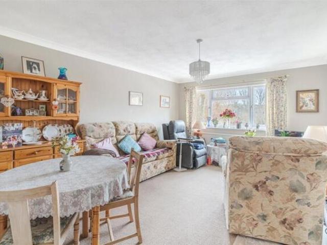 For Sale 2 Bedroom Shared Living/roommate Wimborne Dorset DLS100648901