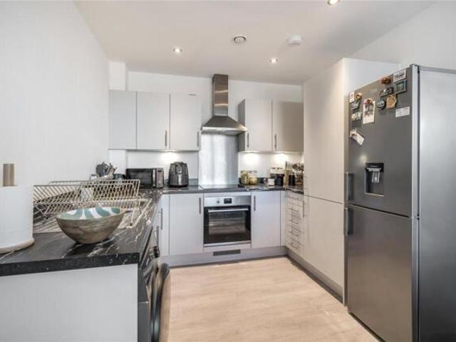 For Sale 2 Bedroom Shared Living/roommate Winchester Hampshire DS99436732