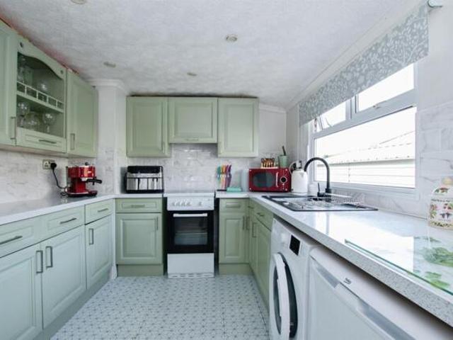 For Sale 2 Bedroom Shared Living/roommate Winterborne Whitechurch Winterborne Whitechurch DS100132254