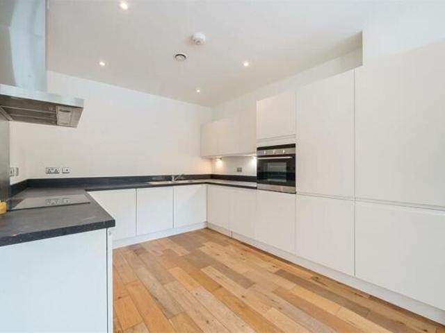 For Sale 2 Bedroom Shared Living/roommate Wokingham Wokingham DLS98718455