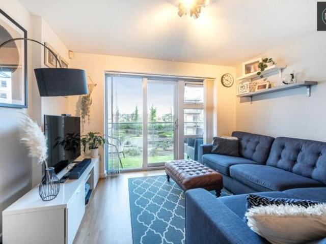 For Sale 2 Bedroom Shared Living/roommate Woodford Greater London DS100058102
