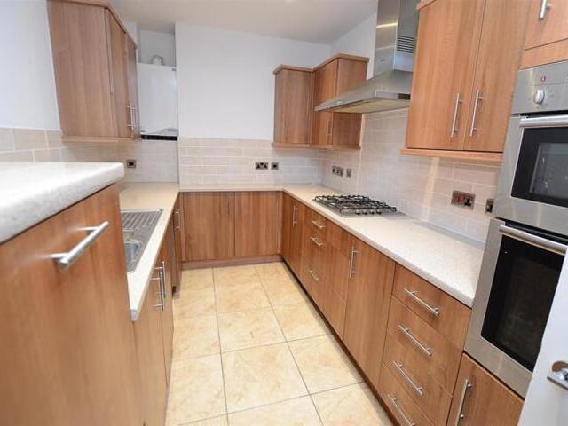 For Sale 2 Bedroom Shared Living/roommate Woodhall Lincolnshire DLS101676379