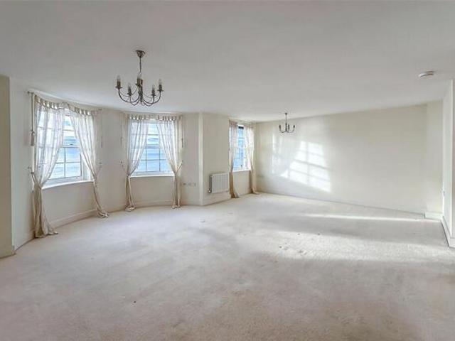 For Sale 2 Bedroom Shared Living/roommate Worthing West Sussex DLS99571623