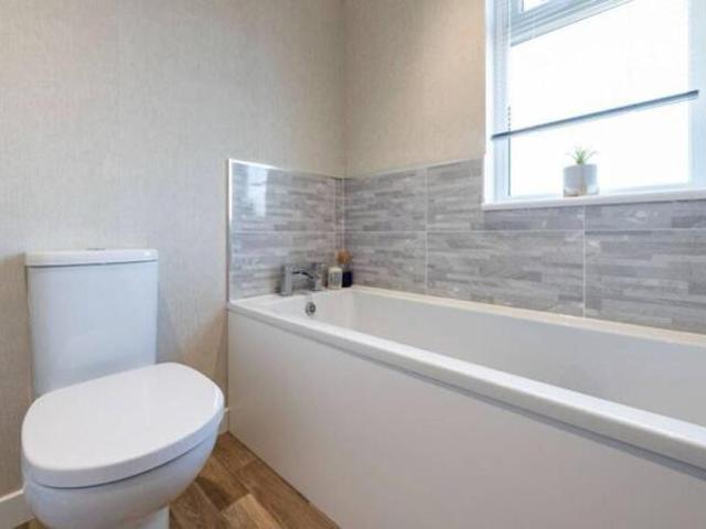 For Sale 2 Bedroom Shared Living/roommate York East Riding Of Yorkshire DS98834615