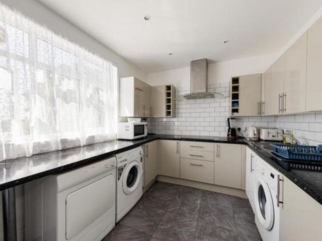 For Sale 3 Bedroom Apartment Barnet Greater London DLS99523944