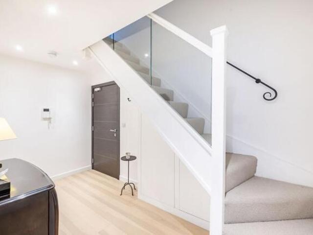 For Sale 3 Bedroom Apartment Beckenham Greater London DS101996319