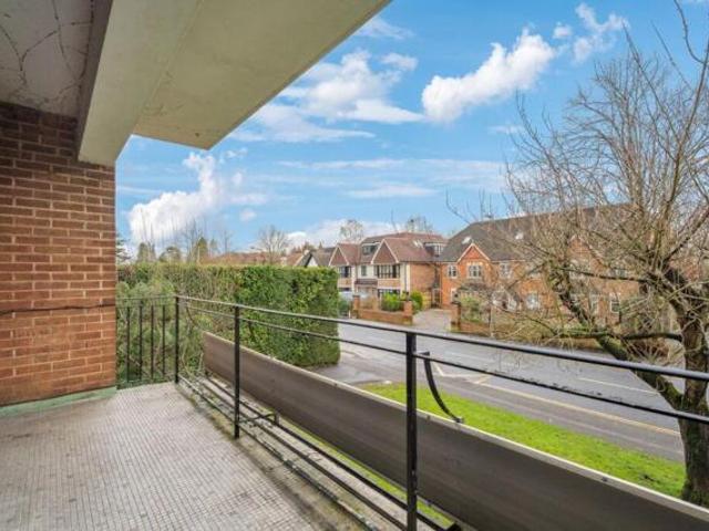For Sale 3 Bedroom Apartment Beaconsfield Buckinghamshire DLS98864556