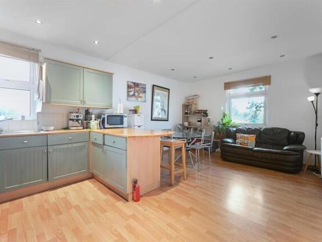 For Sale 3 Bedroom Apartment Camden Greater London DLS96788196