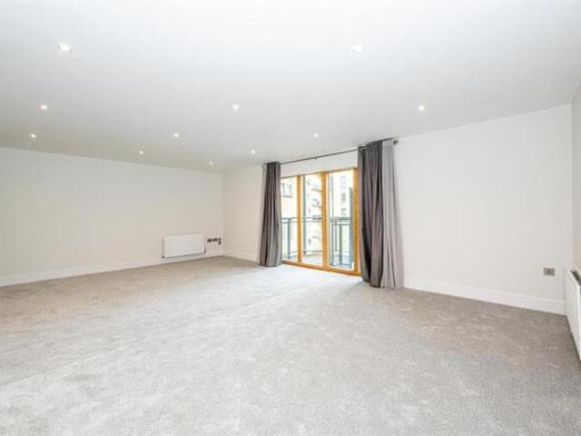 For Sale 3 Bedroom Apartment Camden Greater London DLS98834415