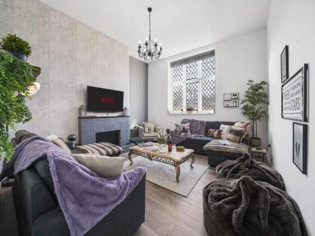 For Sale 3 Bedroom Apartment Canterbury Kent DLS101676628