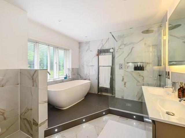 For Sale 3 Bedroom Apartment Crowborough East Sussex DS98577786
