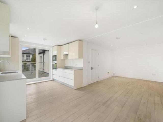 For Sale 3 Bedroom Apartment Ealing Greater London DLS99130057