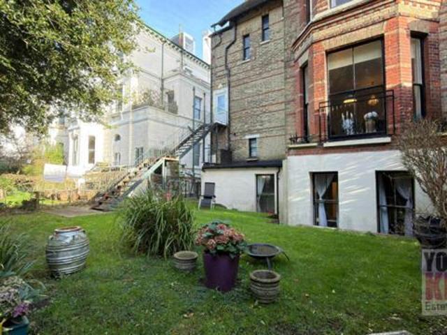 For Sale 3 Bedroom Apartment Folkestone Kent DS99277842