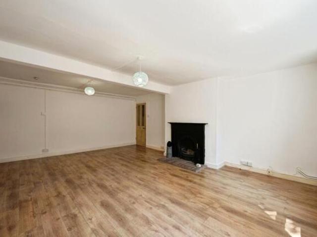 For Sale 3 Bedroom Apartment Hayling Island Hampshire DLS99204000
