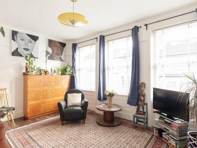 For Sale 3 Bedroom Apartment Londres Greater London DLS100988096